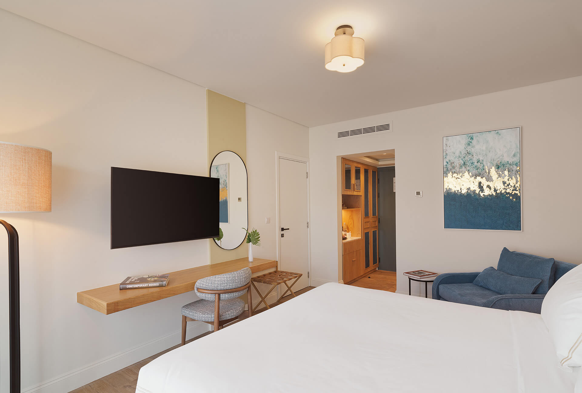 Deluxe Room Inland View | The GrandResort Limassol Cyprus